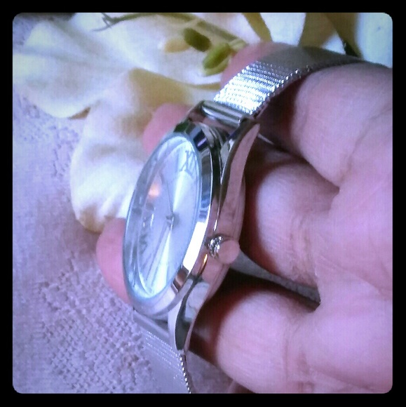 Vintage | Accessories | Vintage Unisex Mesh Band Watch | Poshmark